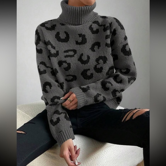 Accessories | Cozy Leopard Print Turtleneck Sweater Top | Poshmark